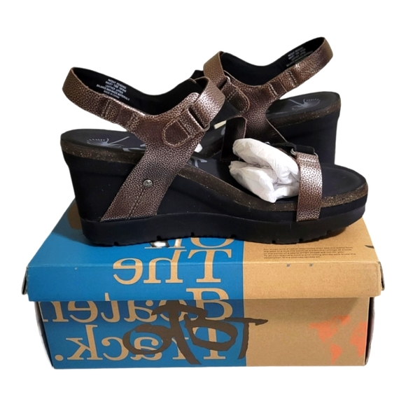 OTBT | Shoes | Otbt Wavey Bronze Metallic Black Leather Wedge Sandal M ...